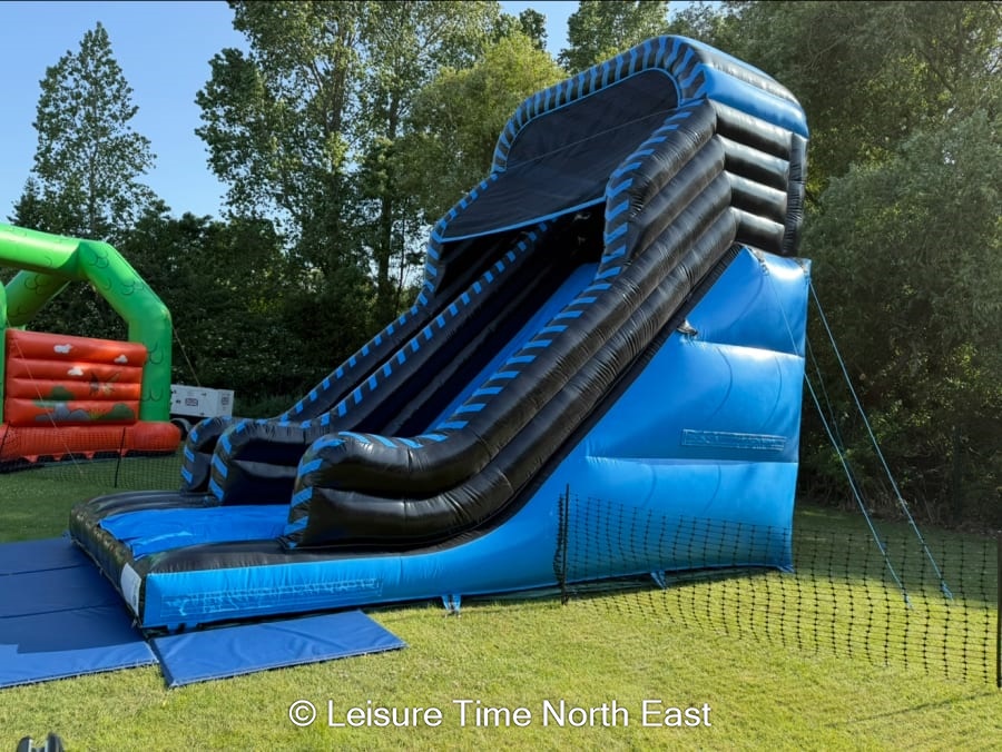 15ft x 25ft Hyper Slide 12ft Platform (Blue) - Bouncy Castle ...